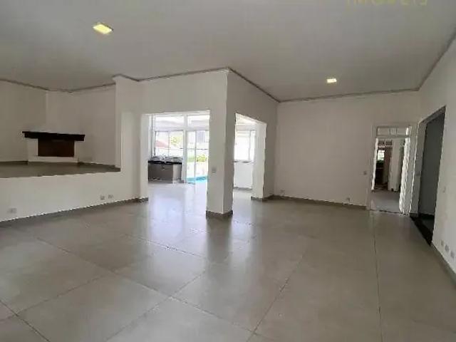 Casa / Sobrado em Condomínio para Locação em Barueri/SP Morada dos Pássaros 4 Quartos
