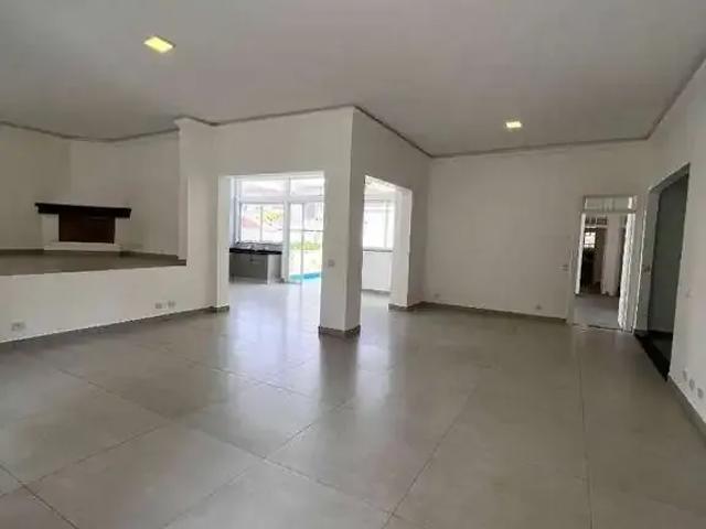 Casa / Sobrado em Condomínio para Locação em Barueri/SP Morada dos Pássaros 4 Quartos