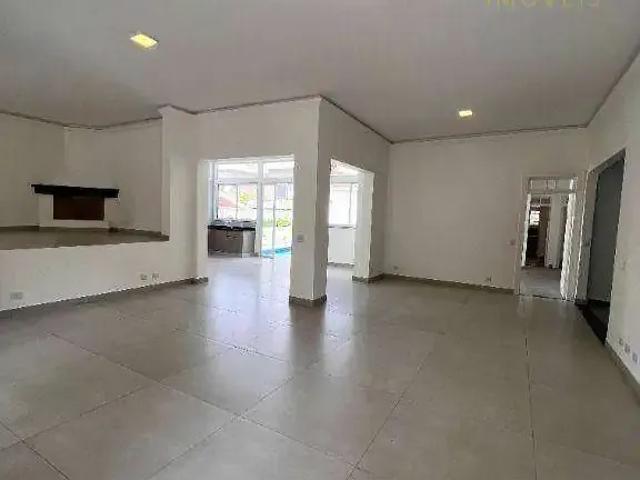 Casa / Sobrado em Condomínio para Locação em Barueri/SP Morada dos Pássaros 4 Quartos