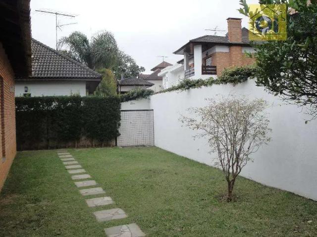 Casa / Sobrado em Condomínio para Locação em Barueri/SP Residencial Morada das Estrelas Aldeia da Serra 3 Quartos