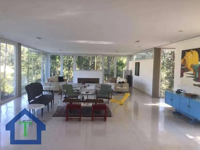 Casa / Sobrado em Condomínio para Locação em Barueri/SP Residencial Tamboré 5 Quartos