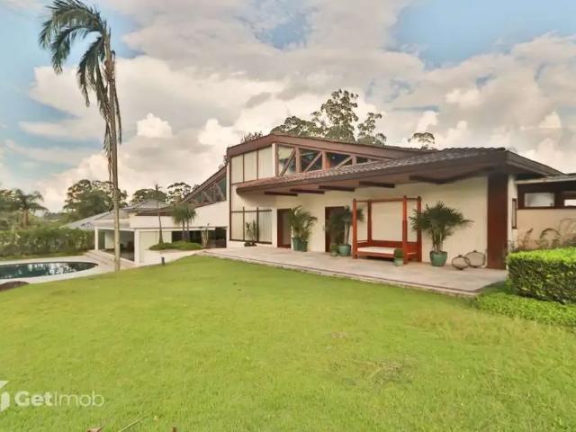 Casa / Sobrado em Condomínio para Locação em Barueri/SP Residencial Tamboré 5 Quartos