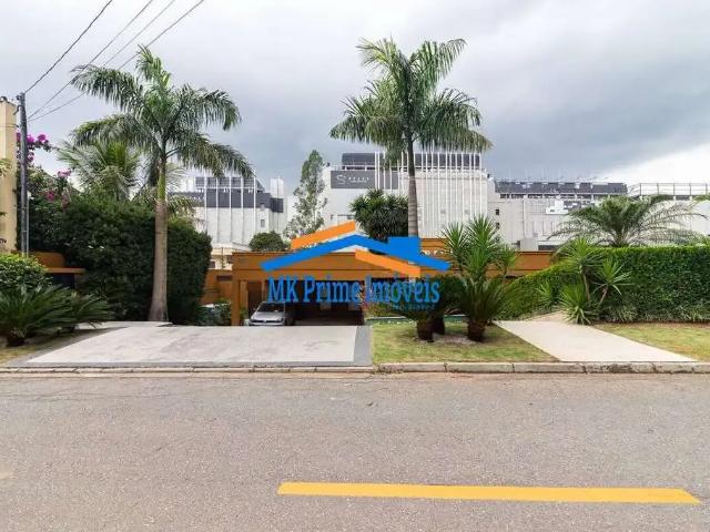 Casa / Sobrado em Condomínio para Locação em Barueri/SP Residencial Tamboré 3 Quartos