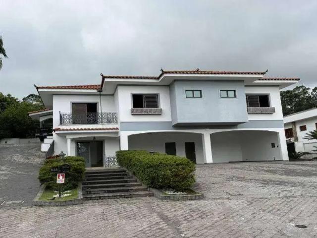 Casa / Sobrado em Condomínio para Locação em Barueri/SP Tamboré 4 Quartos