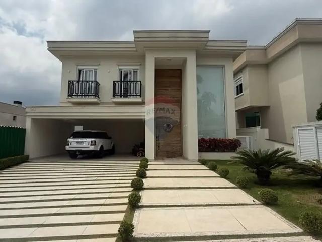 Casa / Sobrado em Condomínio para Locação em Barueri/SP Tamboré 4 Quartos