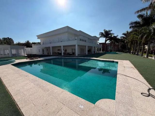 Casa / Sobrado em Condomínio para Locação em Barueri/SP Tamboré 4 Quartos