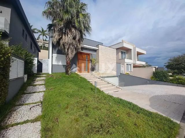 Casa / Sobrado em Condomínio para Locação em Barueri/SP Tamboré 3 Quartos