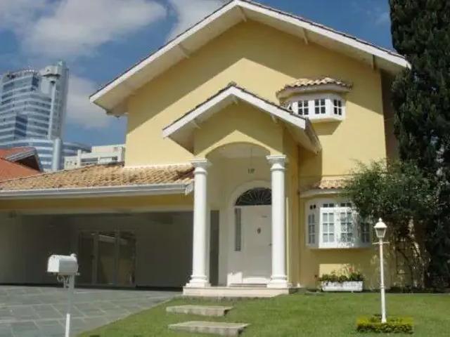 Casa / Sobrado em Condomínio para Locação em Barueri/SP Vila do Conde 4 Quartos