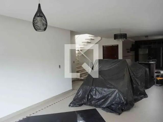 Casa / Sobrado em Condomínio para Locação em Barueri/SP Vila Engenho Novo 3 Quartos