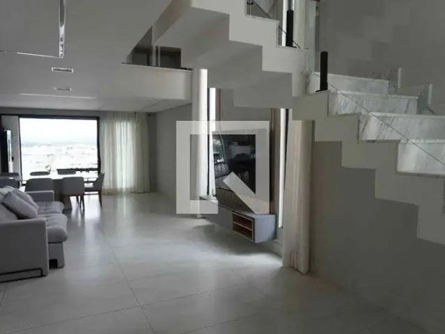 Casa / Sobrado em Condomínio para Locação em Barueri/SP Vila Engenho Novo 3 Quartos