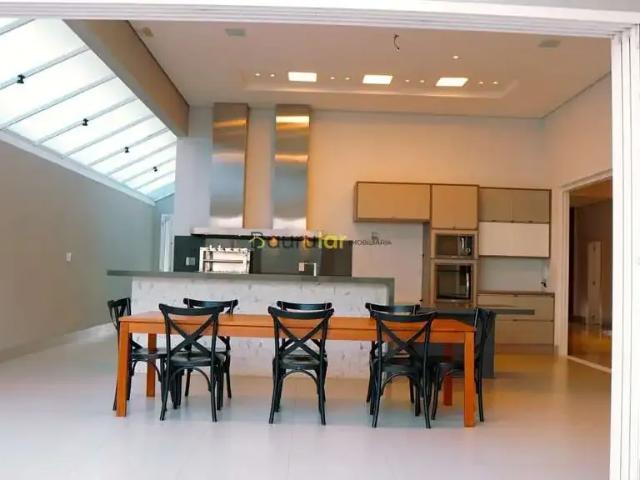 Casa / Sobrado em Condomínio para Locação em Bauru/SP Jardim Paulista 3 Quartos