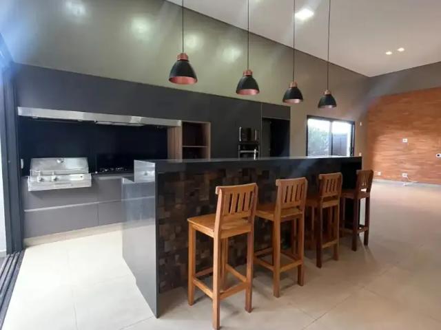 Casa / Sobrado em Condomínio para Locação em Bauru/SP Residencial Tamboré 3 Quartos