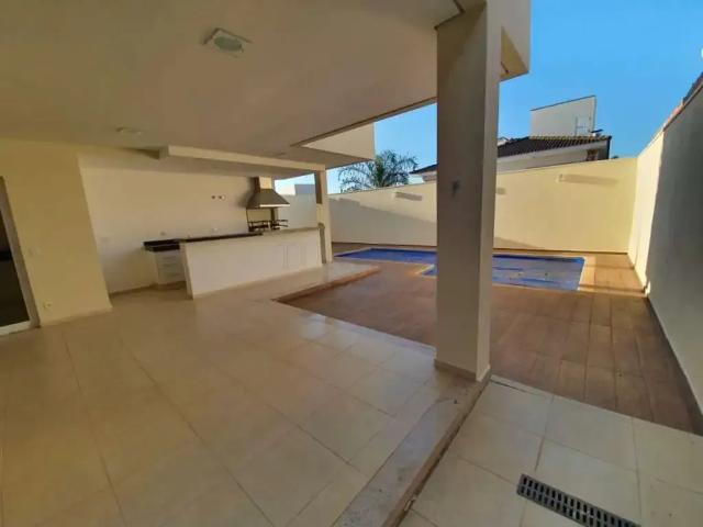 Casa / Sobrado em Condomínio para Locação em Bauru/SP Residencial Villaggio II 4 Quartos
