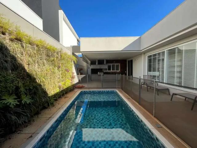 Casa / Sobrado em Condomínio para Locação em Bauru/SP Residencial Villaggio II 3 Quartos