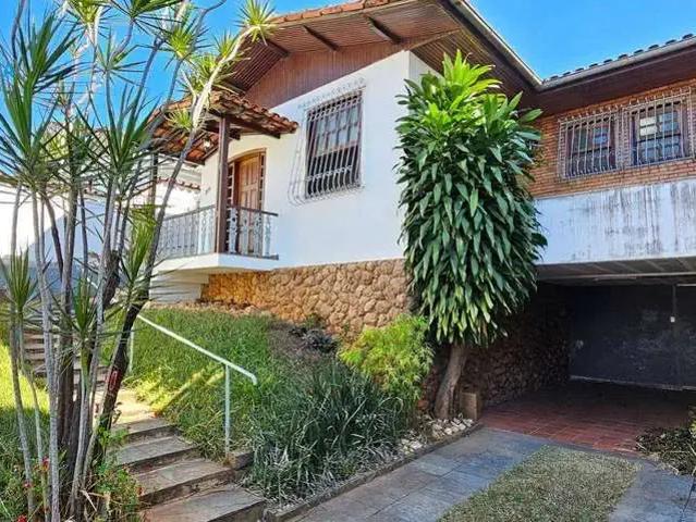 Casa / Sobrado em Condomínio para Locação em Belo Horizonte/MG Coração Eucarístico 4 Quartos