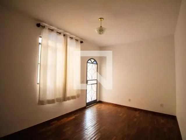Casa / Sobrado em Condomínio para Locação em Belo Horizonte/MG João Pinheiro 2 Quartos