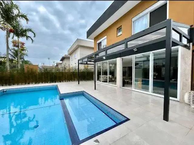Casa / Sobrado em Condomínio para Locação em Bertioga/SP Maitinga 6 Quartos