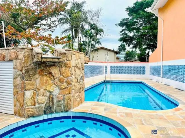 Casa / Sobrado em Condomínio para Locação em Bertioga/SP Centro 2 Quartos