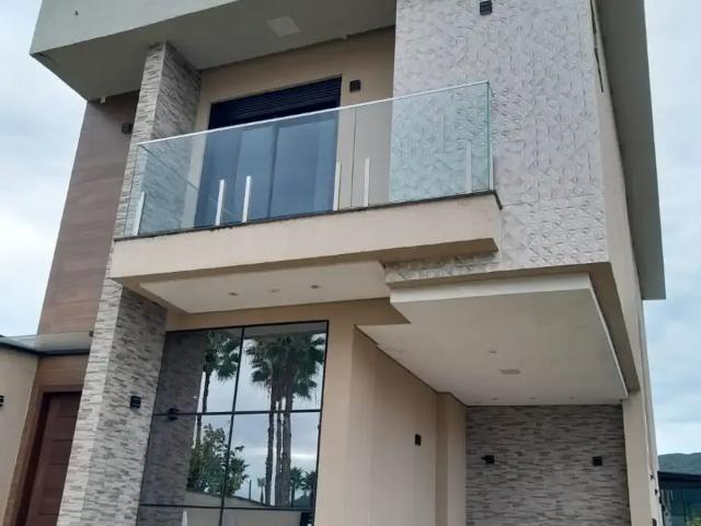Casa / Sobrado em Condomínio para Locação em Biguaçu/SC Beira Rio 3 Quartos