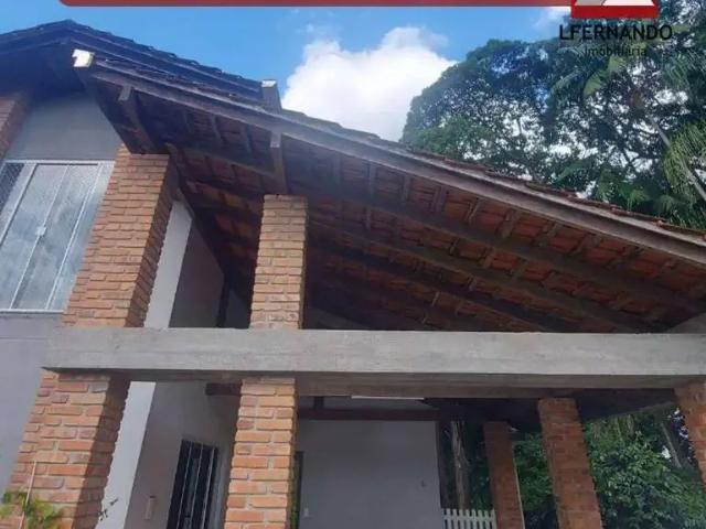 Casa / Sobrado em Condomínio para Locação em Blumenau/SC Centro 3 Quartos