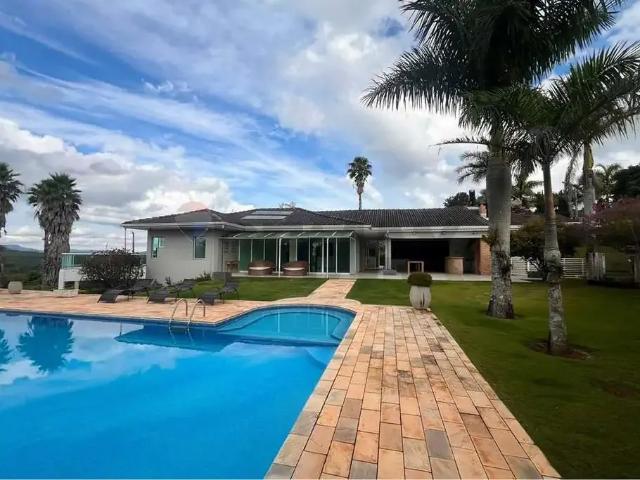 Casa / Sobrado em Condomínio para Locação em Bragança Paulista/SP Condomínio Jardim das Palmeiras 5 Quartos