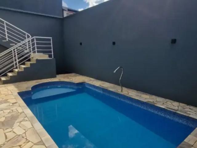 Casa / Sobrado em Condomínio para Locação em Bragança Paulista/SP Condomínio Portal da Serra 3 Quartos