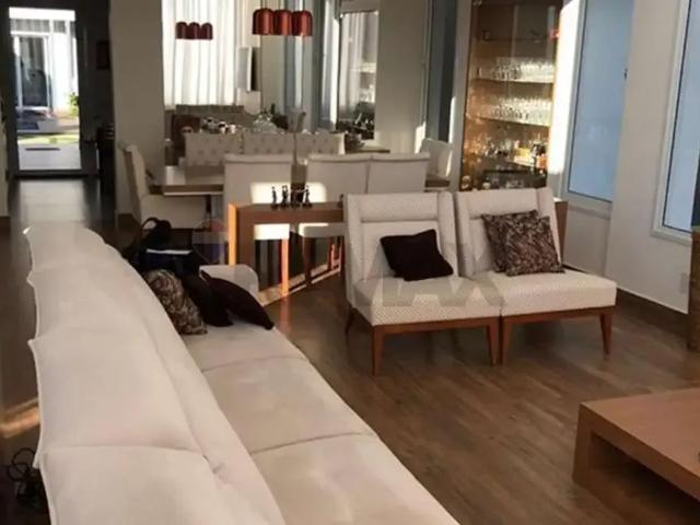 Casa / Sobrado em Condomínio para Locação em Bragança Paulista/SP Condomínio Vale das Águas 4 Quartos
