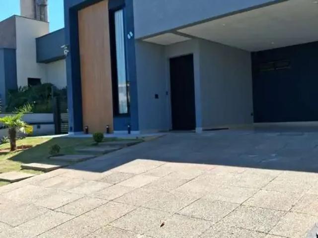 Casa / Sobrado em Condomínio para Locação em Bragança Paulista/SP Residencial Campos do Conde 4 Quartos