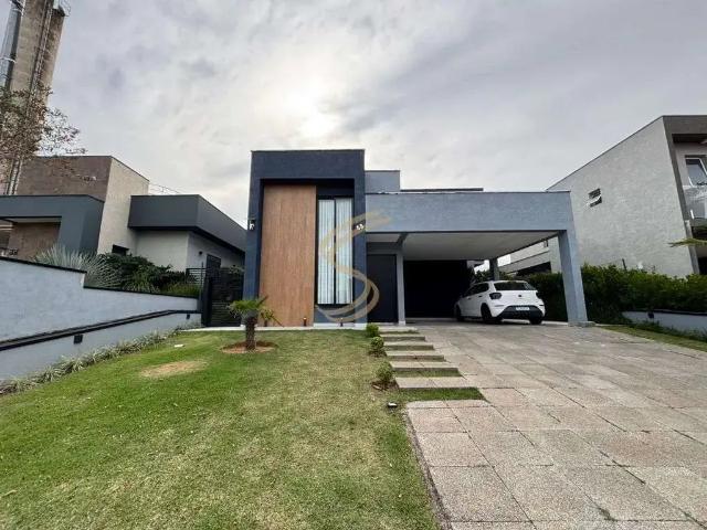 Casa / Sobrado em Condomínio para Locação em Bragança Paulista/SP Residencial Campos do Conde 4 Quartos