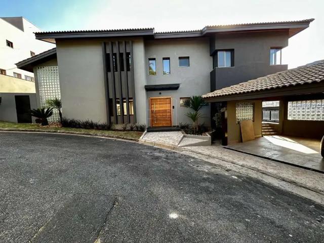 Casa / Sobrado em Condomínio para Locação em Bragança Paulista/SP Residencial Euroville 5 Quartos