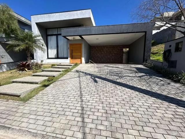 Casa / Sobrado em Condomínio para Locação em Bragança Paulista/SP Residencial Euroville II 3 Quartos