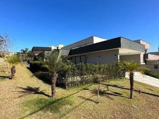 Casa / Sobrado em Condomínio para Locação em Bragança Paulista/SP Residencial Euroville II 3 Quartos