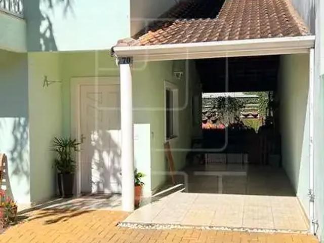 Casa / Sobrado em Condomínio para Locação em Bragança Paulista/SP Vila Aparecida 3 Quartos