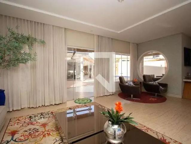 Casa / Sobrado em Condomínio para Locação em Brasília/DF Samambaia Sul Samambaia 5 Quartos