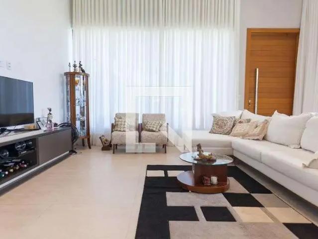 Casa / Sobrado em Condomínio para Locação em Brumadinho/MG Casa Branca 4 Quartos