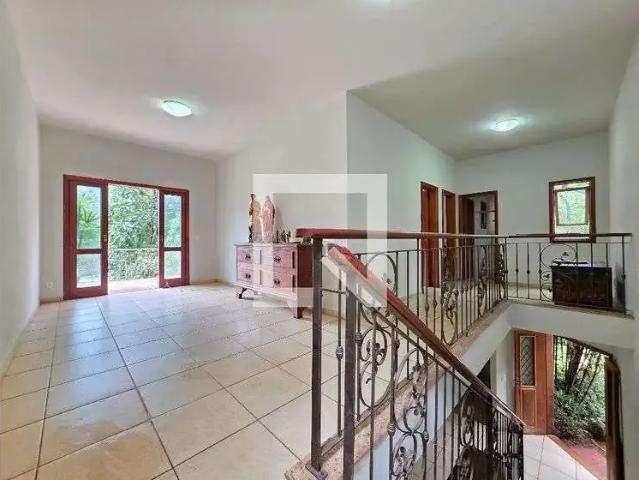 Casa / Sobrado em Condomínio para Locação em Brumadinho/MG Retiro do Chalé 4 Quartos