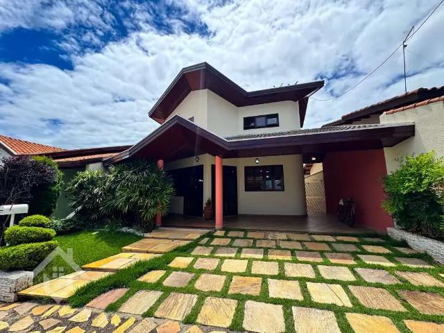 Casa / Sobrado em Condomínio para Locação em Caçapava/SP Condomínio Portal da Mata 3 Quartos