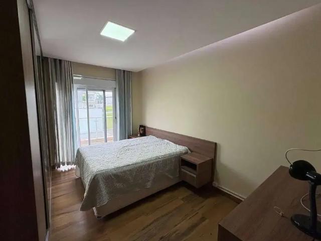 Casa / Sobrado em Condomínio para Locação em Caçapava/SP Condomínio Terras do Vale 3 Quartos