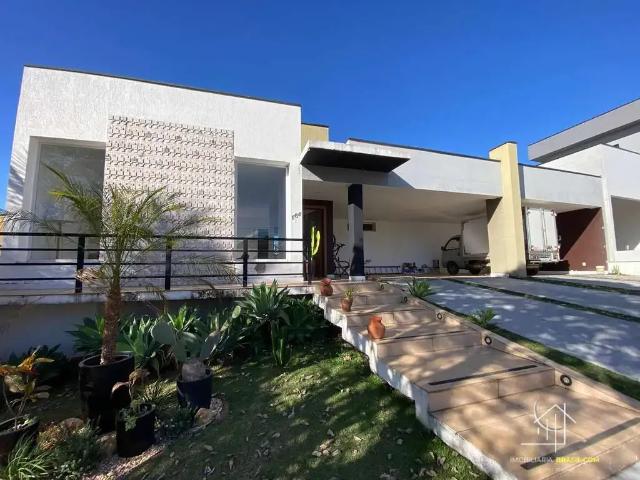 Casa / Sobrado em Condomínio para Locação em Caçapava/SP Residencial Santa Helena 3 Quartos