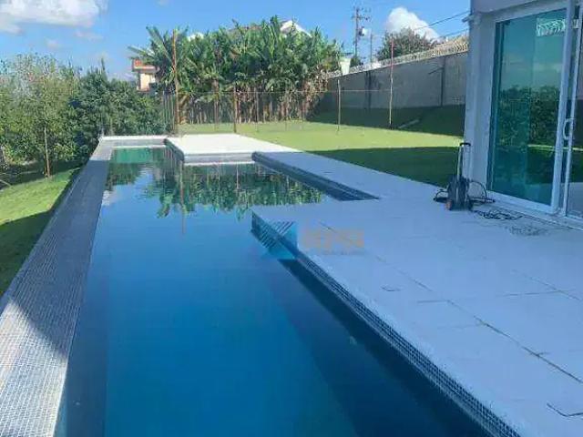 Casa / Sobrado em Condomínio para Locação em Caçapava/SP Sape I 4 Quartos