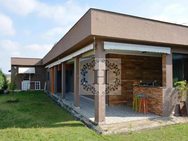 Casa / Sobrado em Condomínio para Locação em Caçapava/SP Vila Santos 3 Quartos