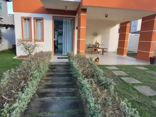 Casa / Sobrado em Condomínio para Locação em Camaçari/BA Abrantes 3 Quartos