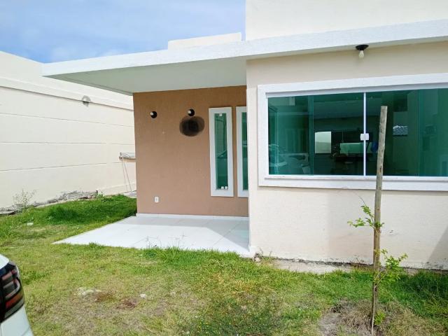 Casa / Sobrado em Condomínio para Locação em Camaçari/BA Busca Vida 2 Quartos