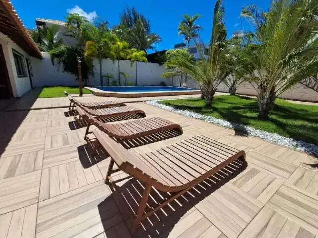 Casa / Sobrado em Condomínio para Locação em Camaçari/BA Busca Vida 5 Quartos
