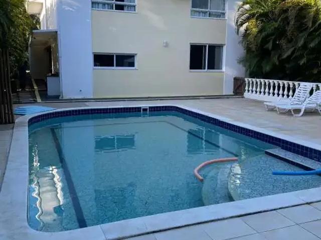 Casa / Sobrado em Condomínio para Locação em Camaçari/BA Itacimirim 6 Quartos