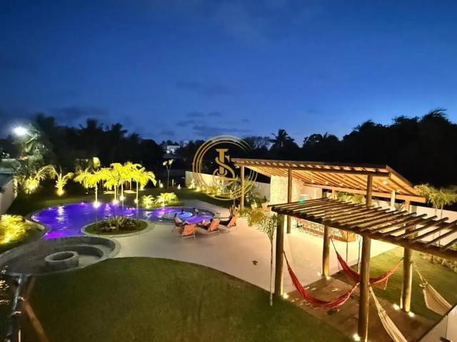 Casa / Sobrado em Condomínio para Locação em Camaçari/BA Interlagos 7 Quartos