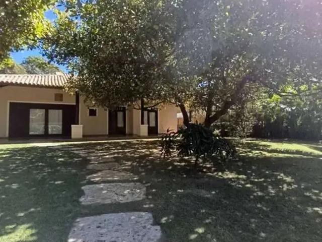 Casa / Sobrado em Condomínio para Locação em Camaçari/BA Praia de Busca Vida 4 Quartos