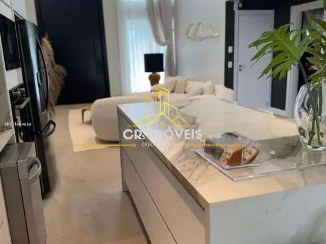 Casa / Sobrado em Condomínio para Locação em Camboriú/SC Santa Regina 4 Quartos