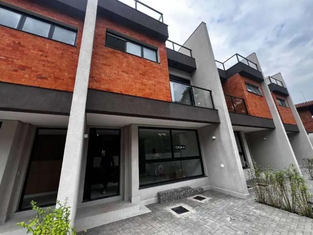 Casa / Sobrado em Condomínio para Locação em Campinas/SP Jardim das Paineiras 3 Quartos
