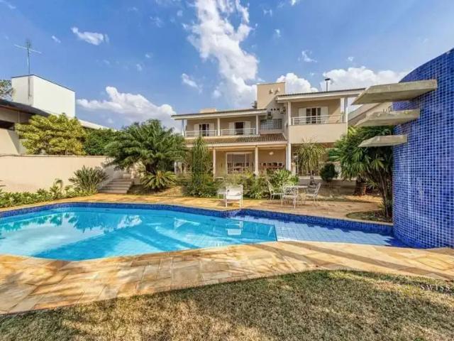 Casa / Sobrado em Condomínio para Locação em Campinas/SP Loteamento Alphaville Campinas 4 Quartos